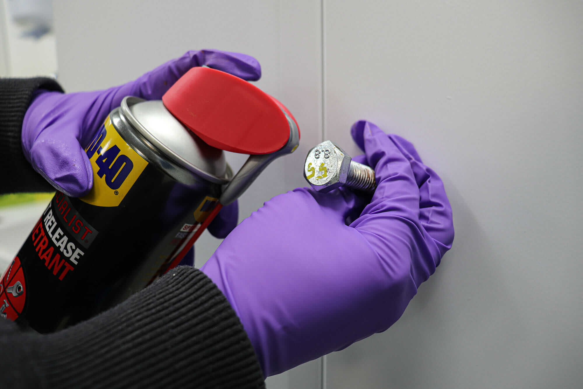 How To Remove Rusted Bolts | Loosen Seized Nuts & Bolts | WD-40