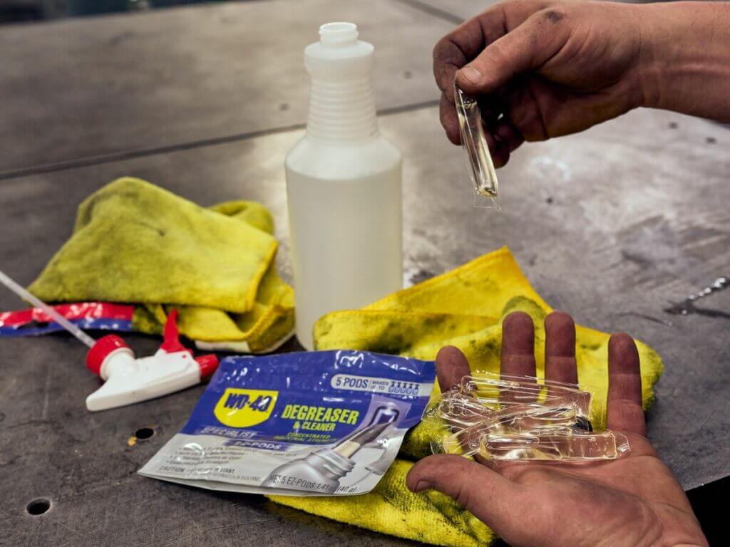 WD-40 Specialist Degreaser & Cleaner EZ-PODS - WD-40 Canada