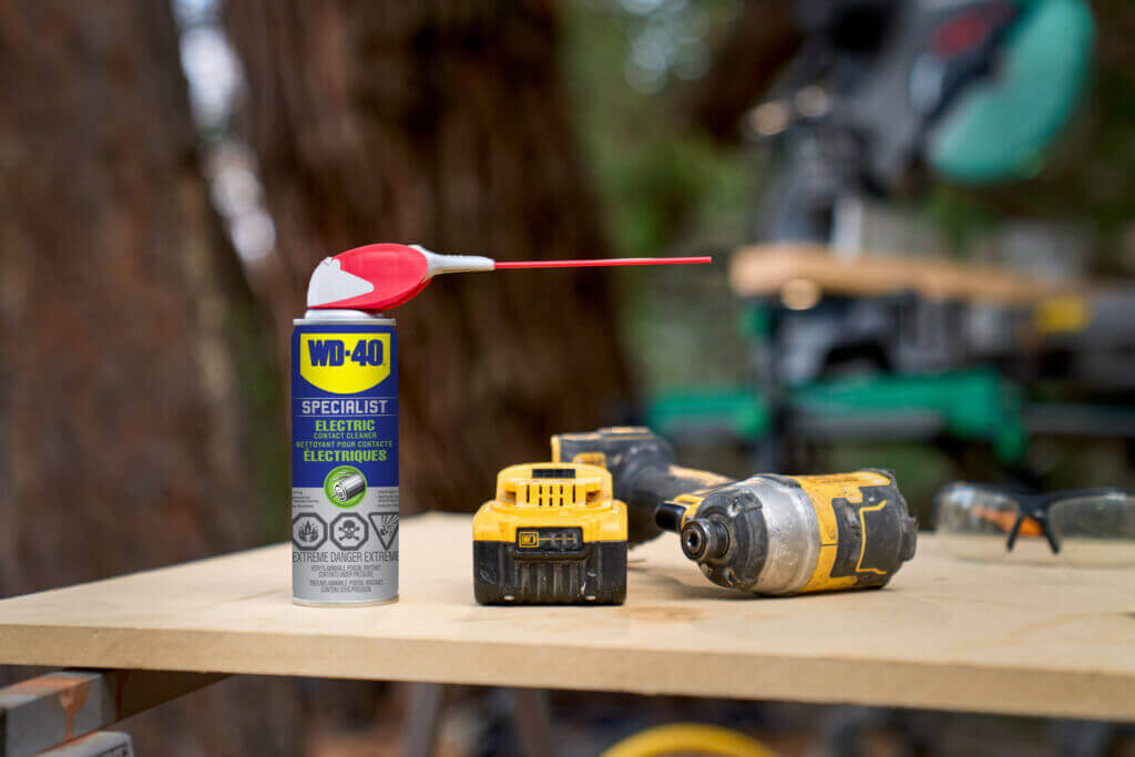 NEW! WD-40 Specialist Electric Contact Cleaner Smart Straw - WD-40 Canada